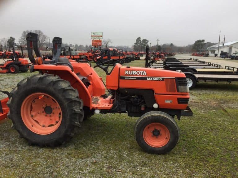 Average Weight (kg) of a Farm Tractor (11 examples) – Tractor Addict
